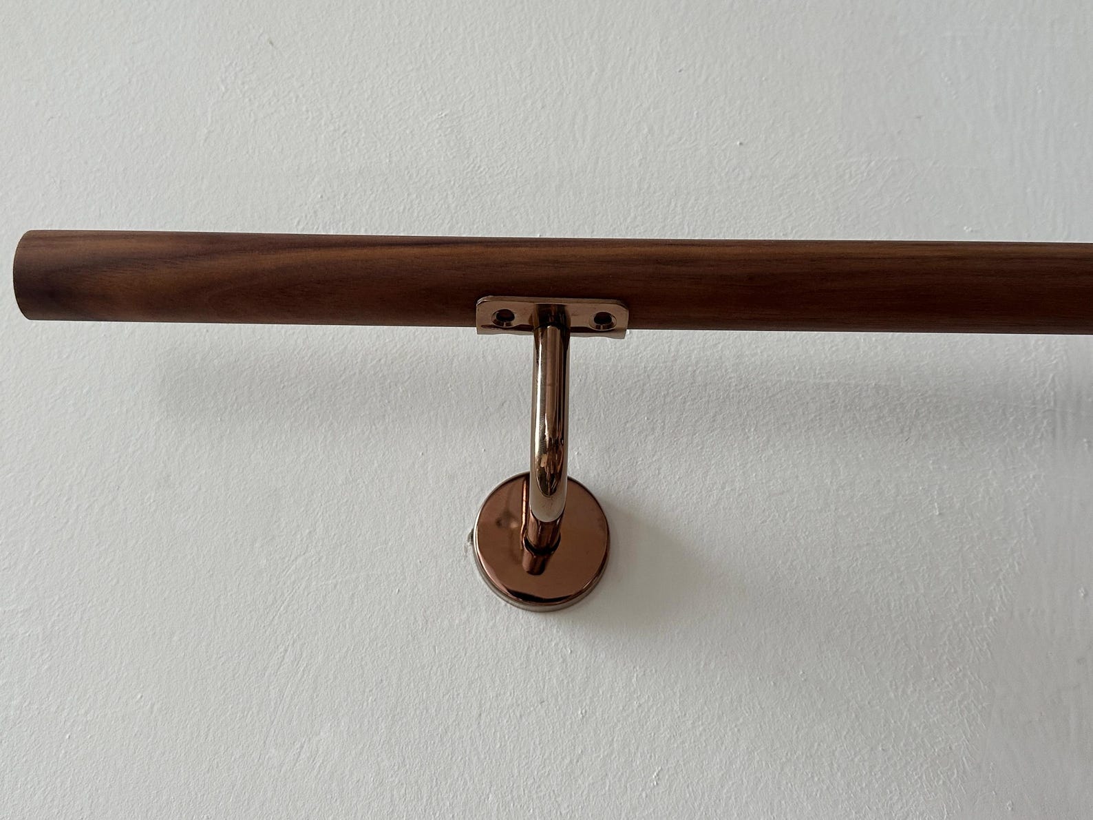 Rose Gold Leaning Wall Bracket, Stainless Steel Staircase Handrail ...