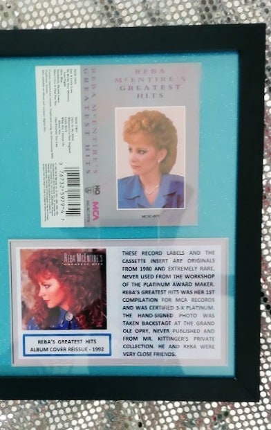 Reba Mcentire Hand-signed Photo, Original 1980 Record Labels, Cassette ... Reba Mcentire Hand-signed Photo, Original 1980 Record Labels, Cassette ...