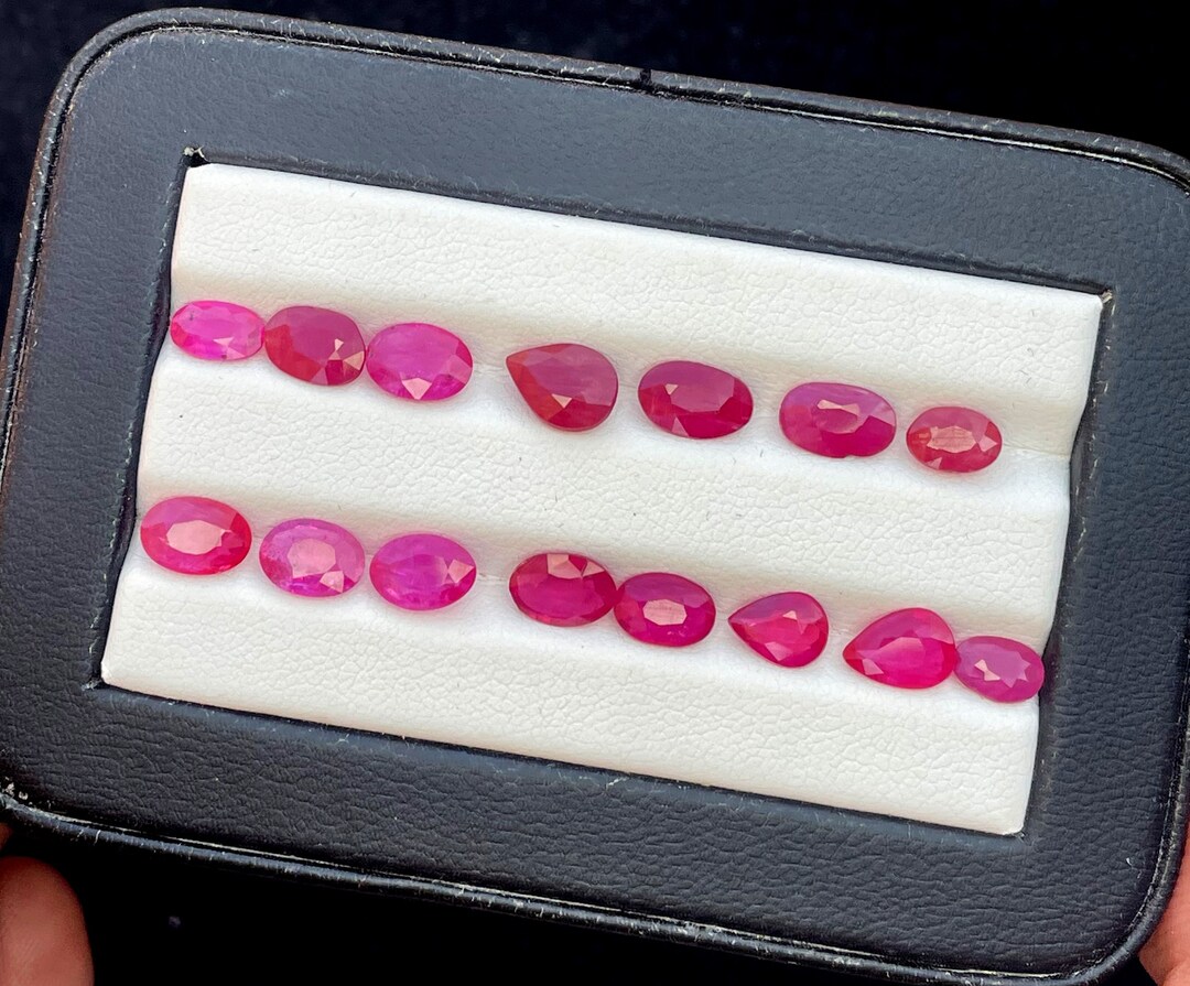 Certified Ruby ,13 Carats ,oval and Pear Cut ,7x5 MM ,natural Ruby ...