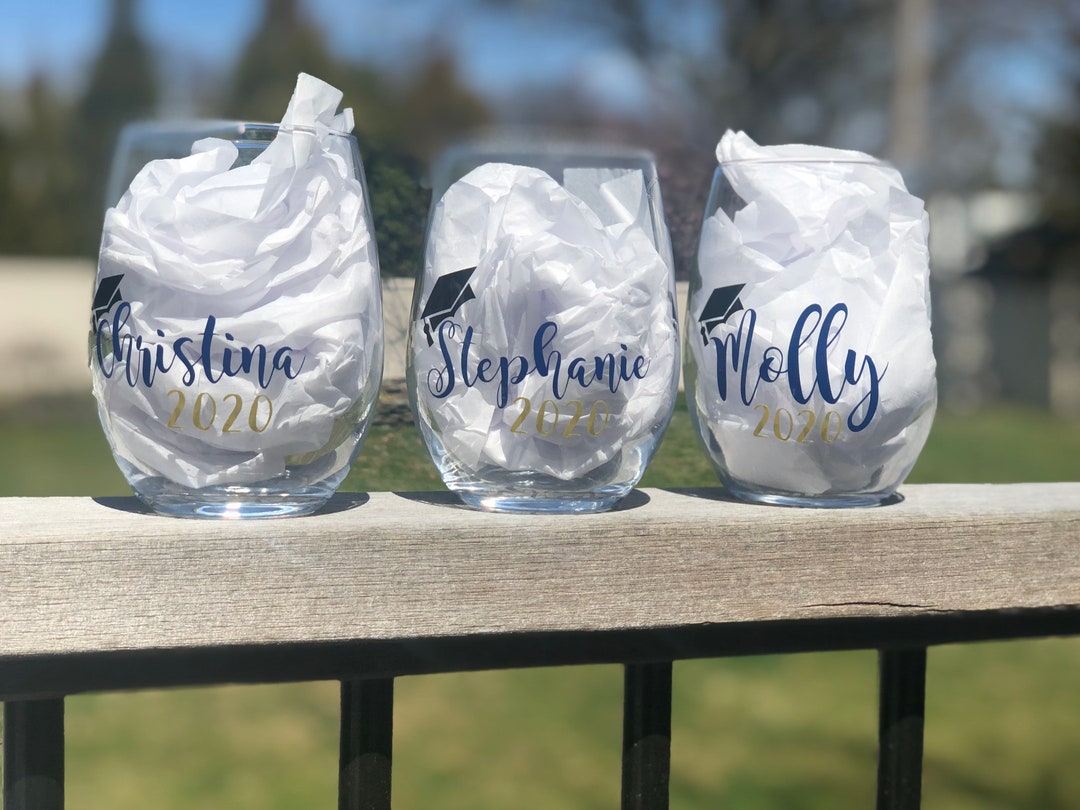Personalized Graduation Wine Glasses | College Master's Graduation Gift ...