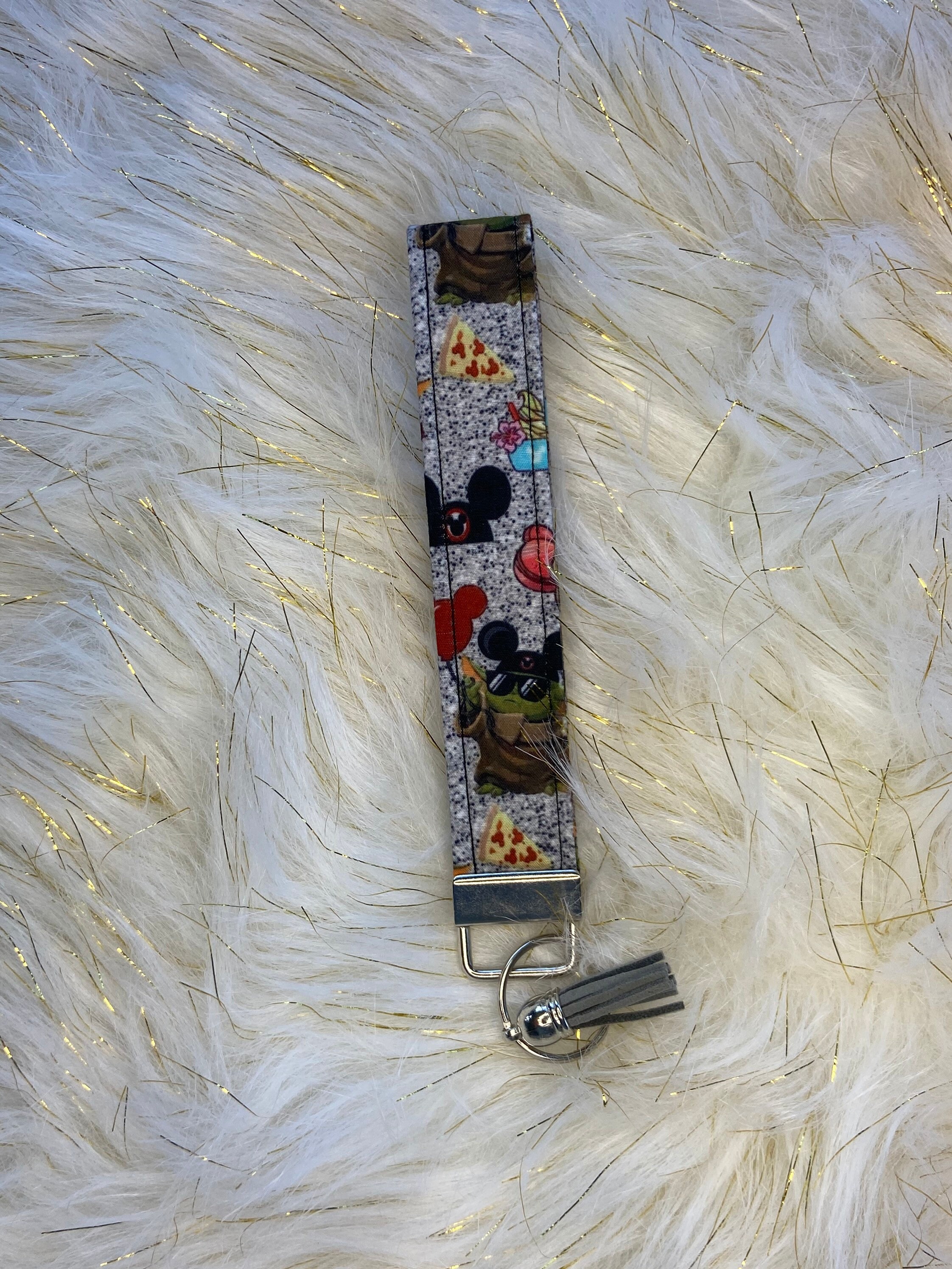 Baby Yoda Disney Key Fob - Etsy