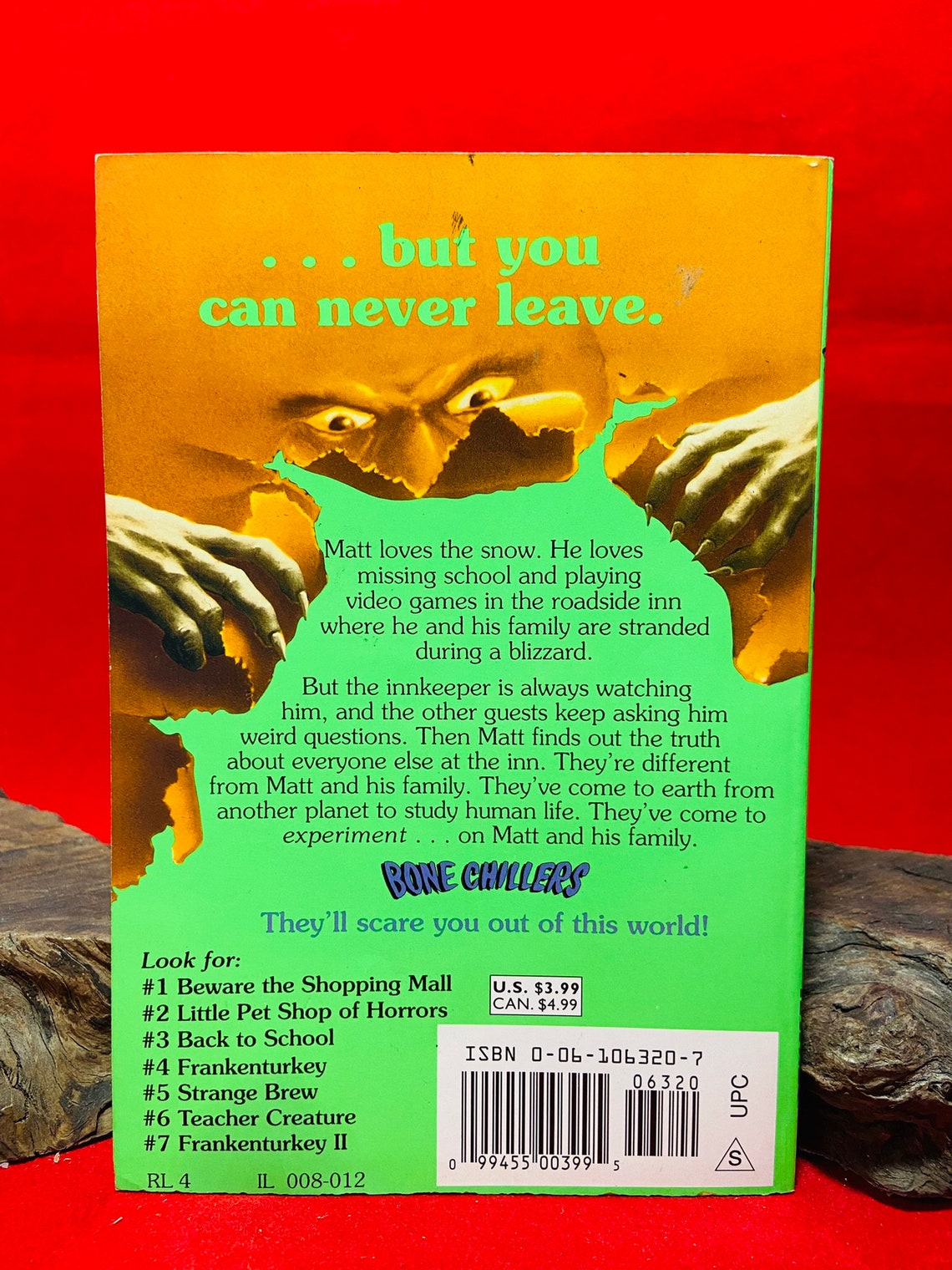 Welcome to Alien Inn: Bone Chillers 8 vintage Horror Paperback - Etsy
