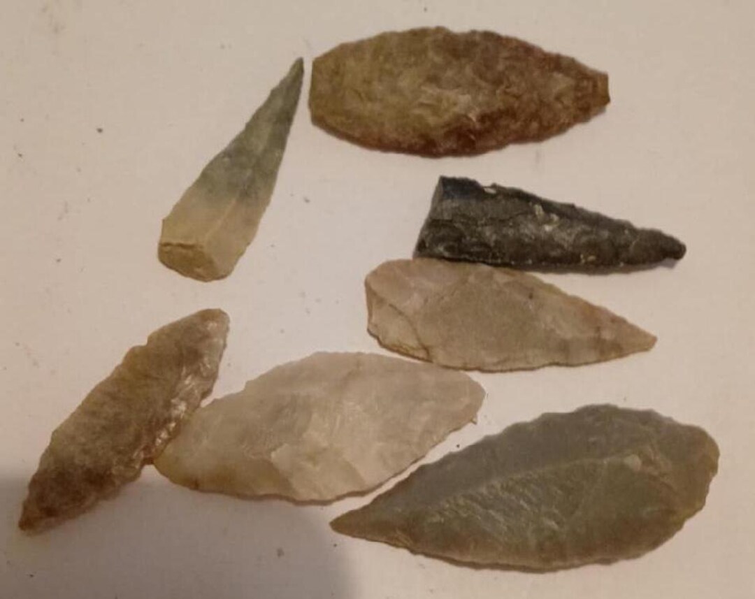 Lot of 7 Neolithic Flint Arrowheads 3000 B.c. Stone Age Britain - Etsy