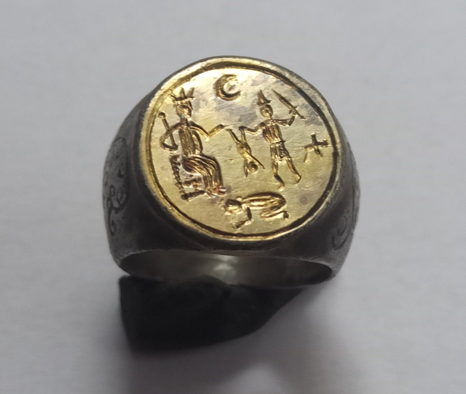 Scarce Late Medieval Silver Gilded Ring Depicting King - Etsy