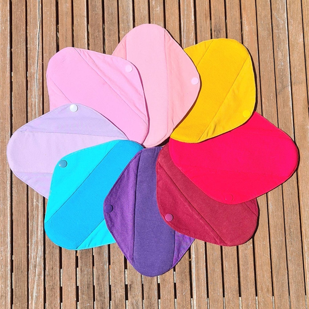 Waschbare Stoffbinden und Slipeinlagen / Damenbinden für Menstruation ...