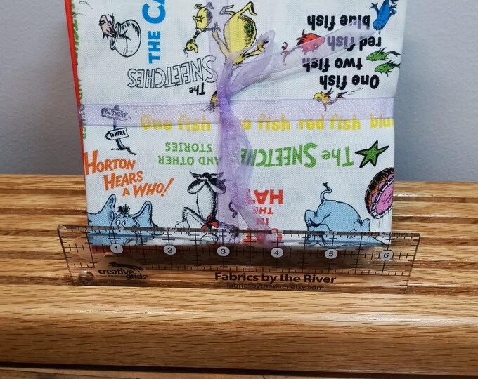 Celebrate Seuss 10 Piece Fat Quarter Bundle With Coordinating Solids by ...