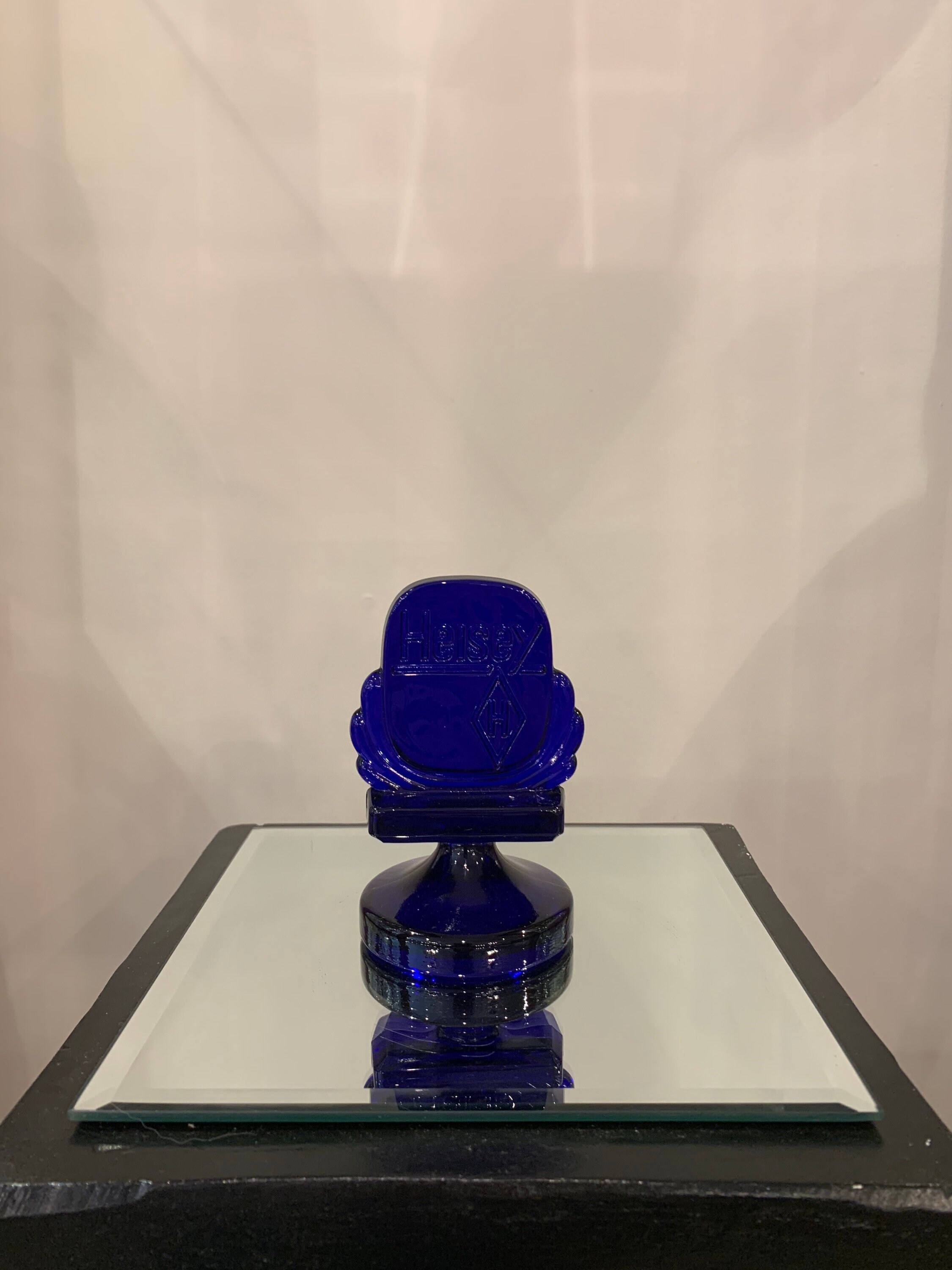 Heisey HCA Cobalt Cabochon Display Sign on a Bust-off - Etsy