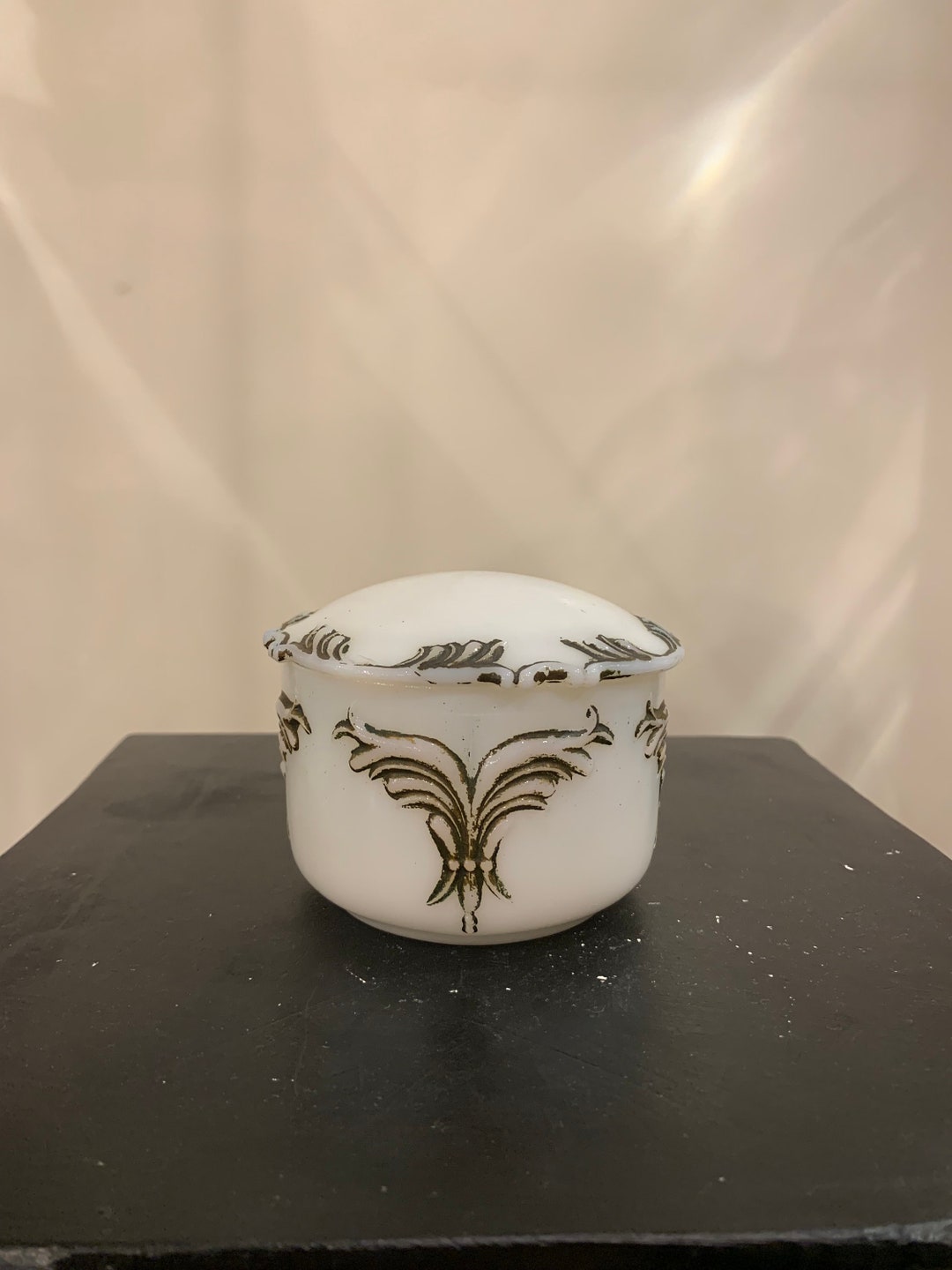 Heisey Opal Milk Glass Wing Scroll Puff Box and Lid - Etsy