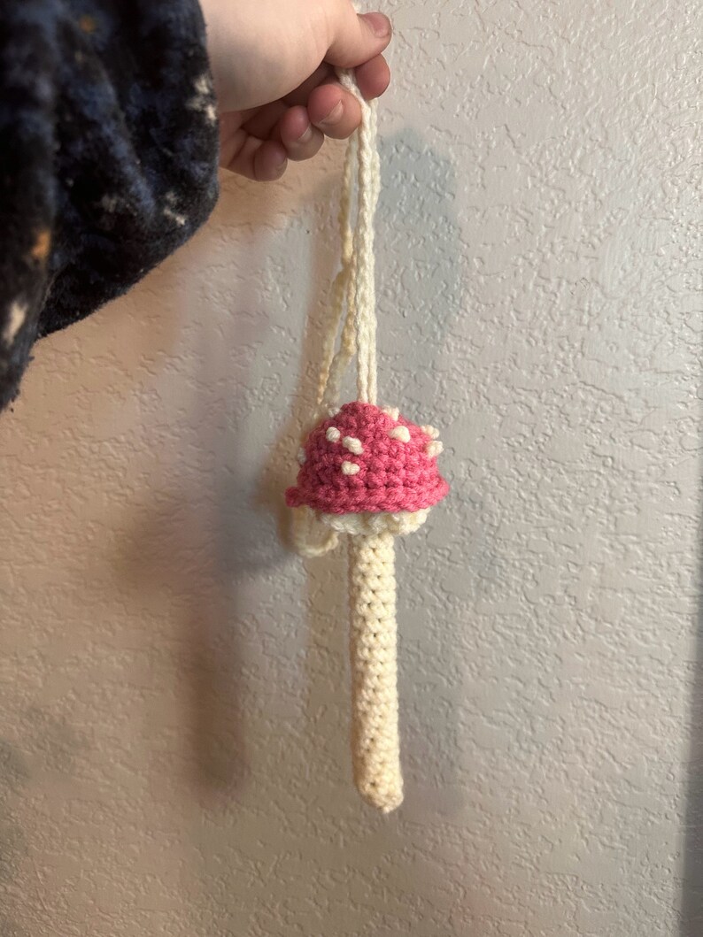 Penjamin Holder//keychain - Etsy