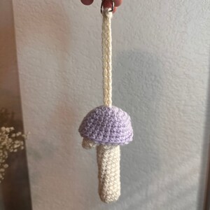 Penjamin Holder//keychain - Etsy