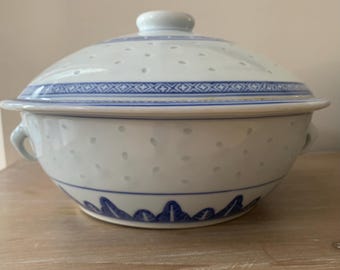Vintage Chinese Open Carved Rice Grain Porcelain Blue and White ...
