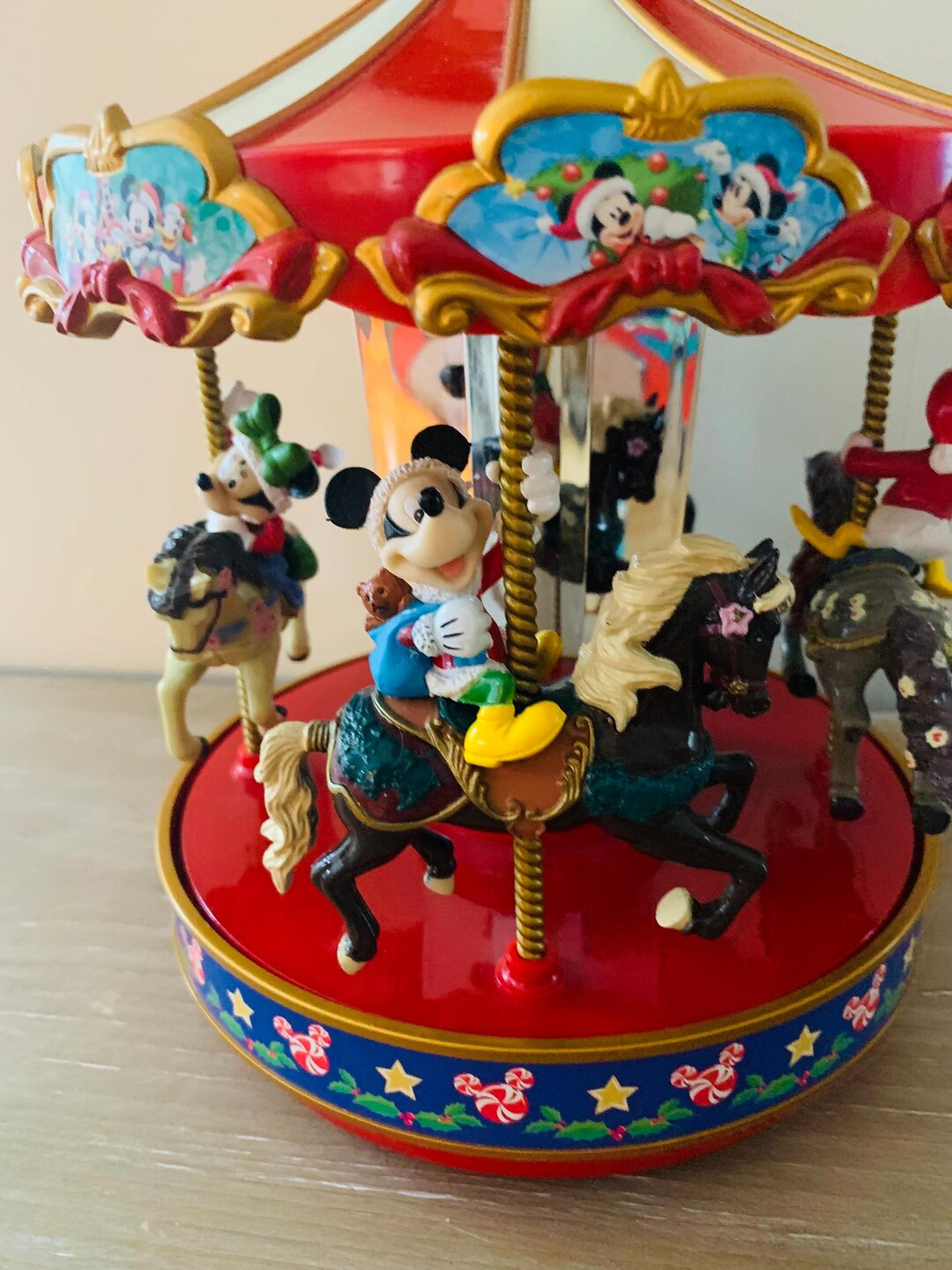 Musical Carousel With Mickey, Minnie, Daffy and Goofy - Etsy