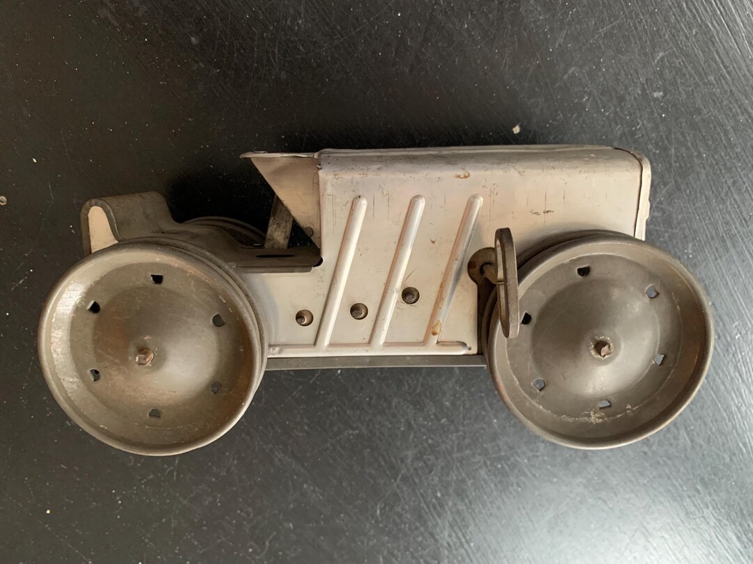 1930s Wind-up Climbing Tractor by Louis Marx - Etsy