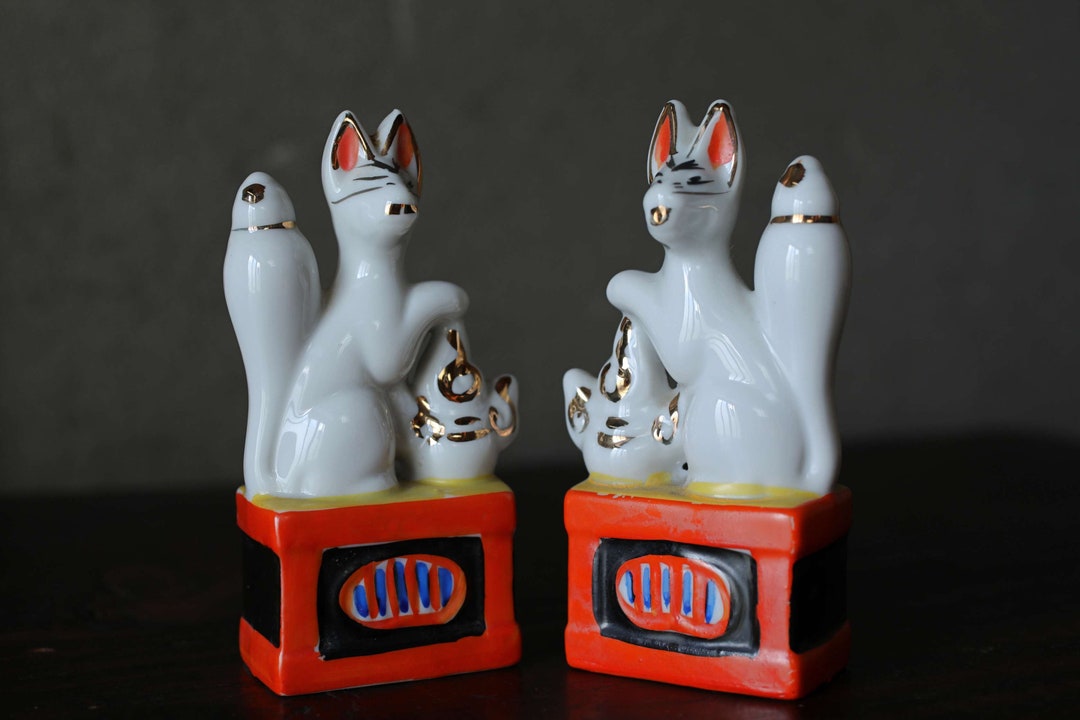 Japanese Vintage Pair Of Kitsune Dolls Porcelain From Shinto Shrine Altar Foxes Art Japanese