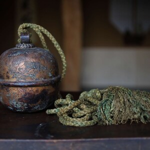 Japanese Antique 1700s Big Bronze Bell in Memorial for Nikko Toshogu ...