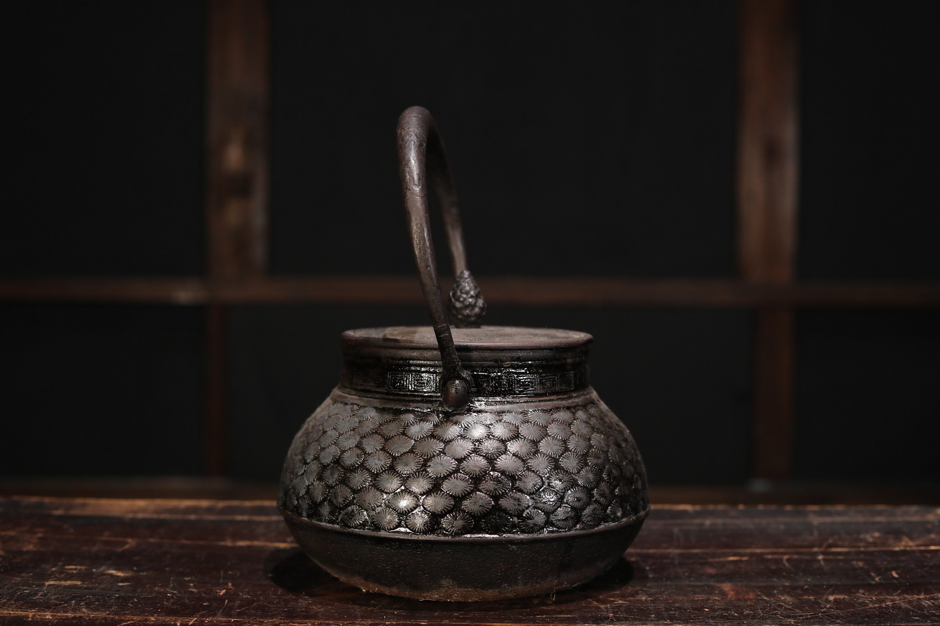 BIG Japanese Vintage Cast Iron Kettle Nambu Tetsubin Pine - Etsy