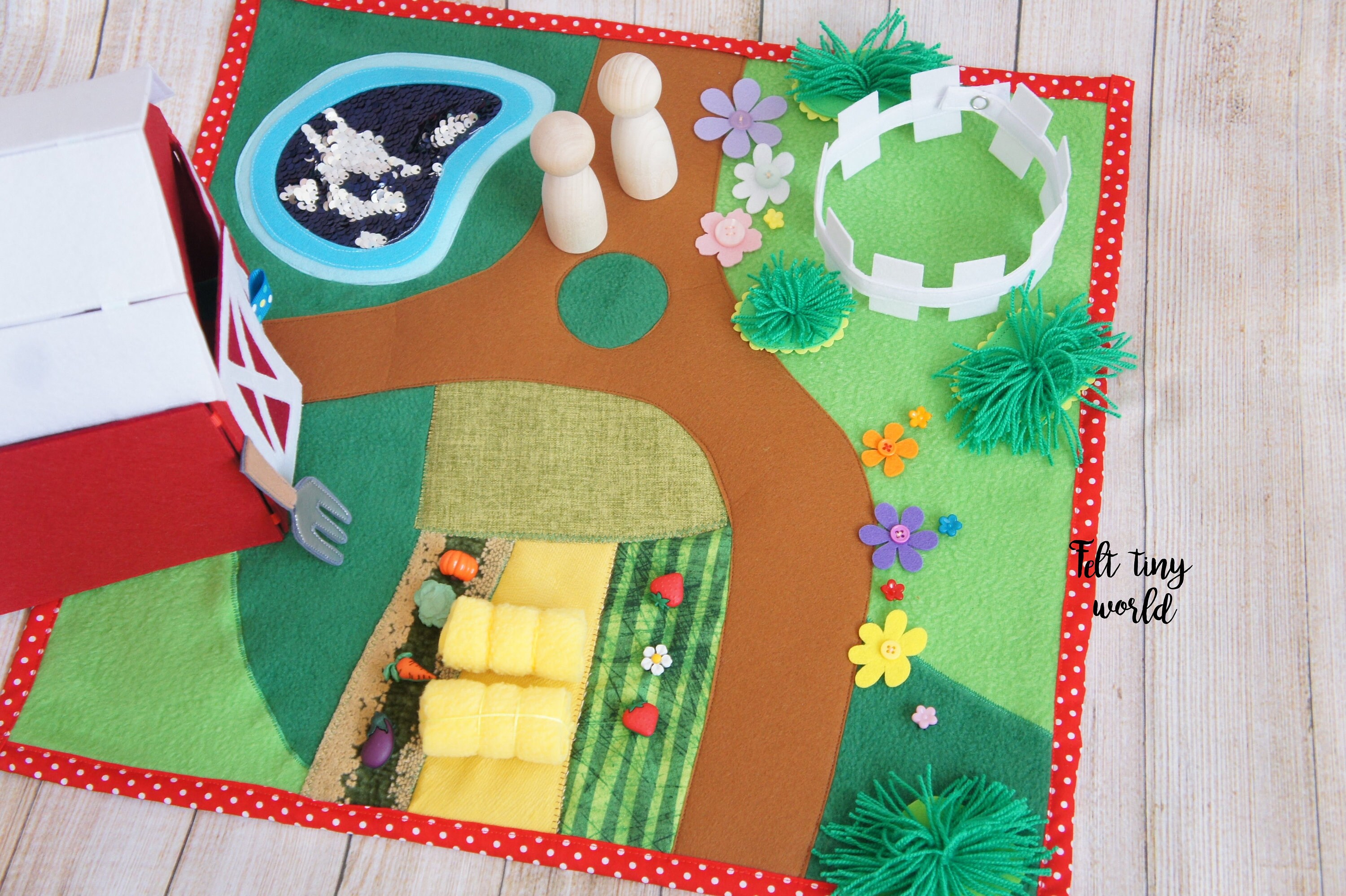 Farm play mat with a red barn Toddlers playscape | Etsy