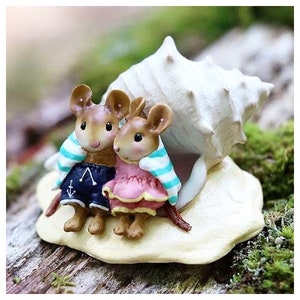 Wee Forest Folk M-689 Shell-tering Together, Miniature Mouse Figurine ...