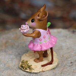 Wee Forest Folk M-487 Conch Quest, Miniature Mouse Figurine at the ...