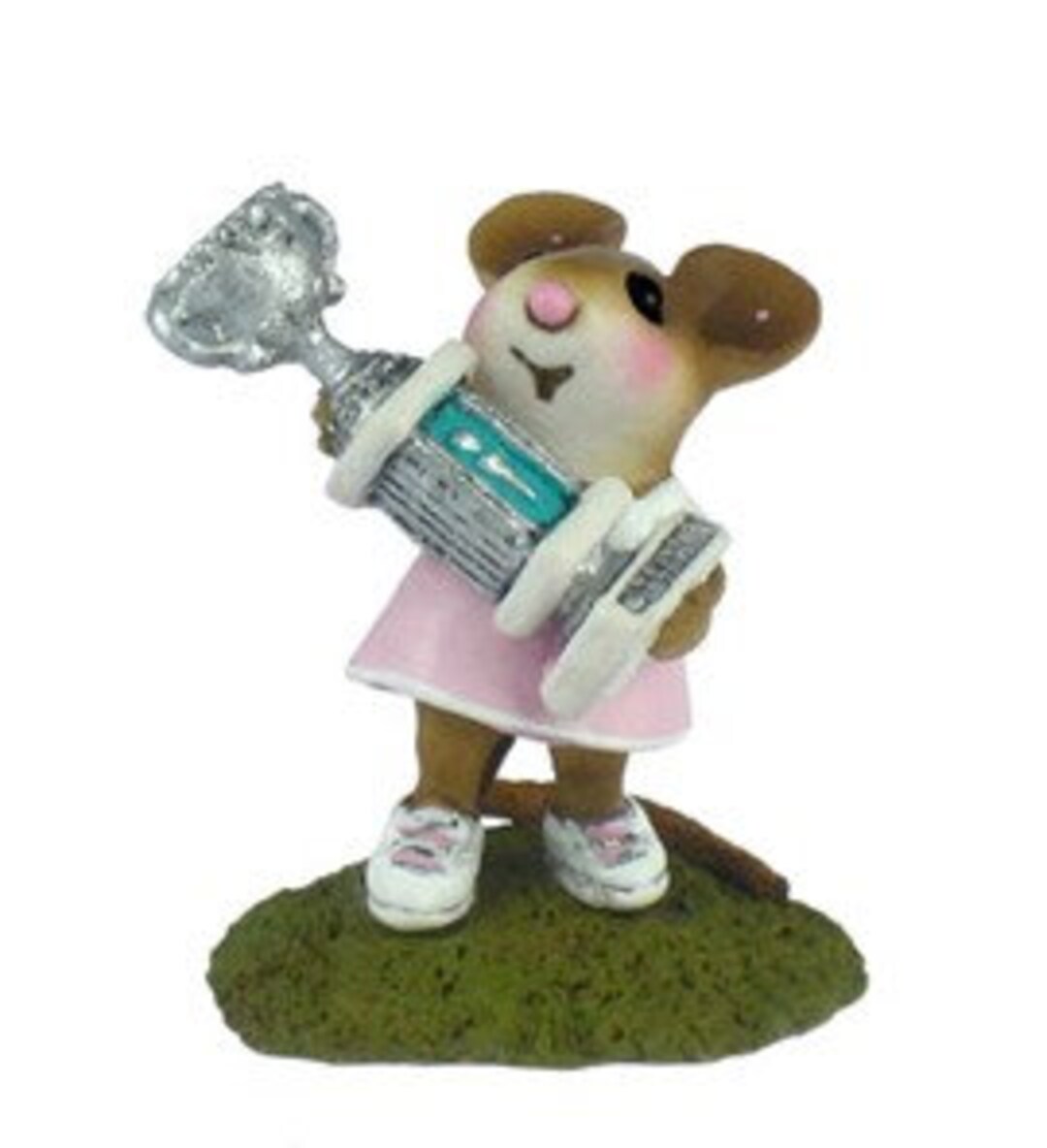 Wee Forest Folk Ms-26c Mini Winnie, Miniature Mouse Figurine Winning a ...