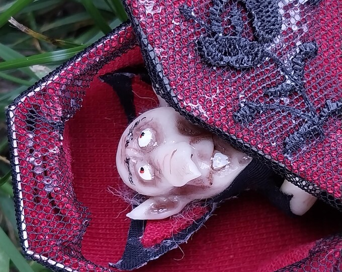 Nosferatu, Vampire Dracula, Dracula Doll, Zombie Doll, OOAK, Horror ...
