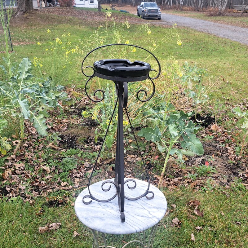 Ashtray Stand - Etsy