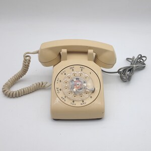 Vintage Beige Rotary Phone QSQM 500AX - Etsy