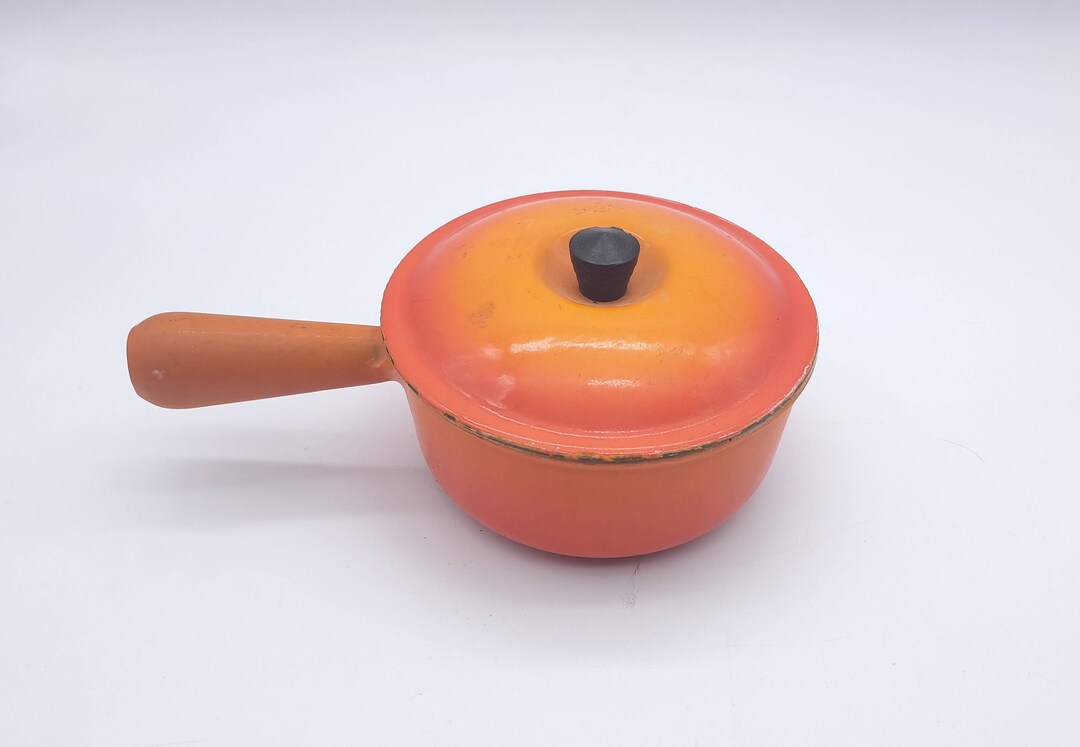 Le Creuset Orange Pot #16 - Etsy