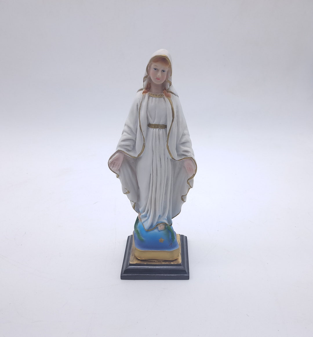 Virgin Mary Resin Statue new Vintage - Etsy