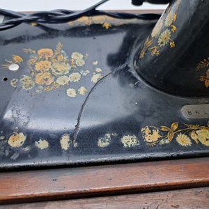 1889 Singer Electric Sewing Machine & Case working - Etsy