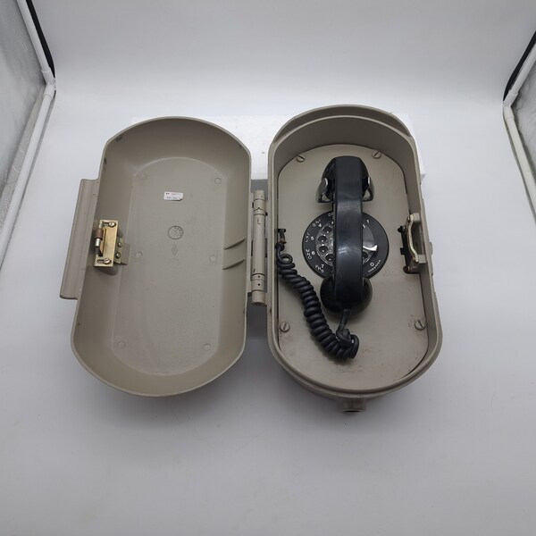 NeatStuffByNeil - Etsy Canada