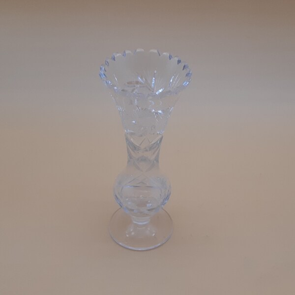 Vintage Pinwheel Crystal Vase - Etsy