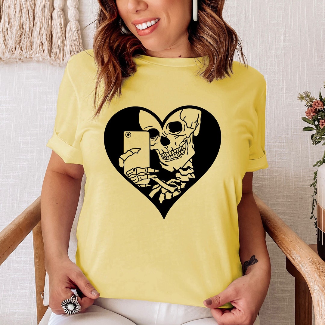 Skeleton Selfie Shirt, Halloween Skeleton T-shirt, Skeleton Halloween ...