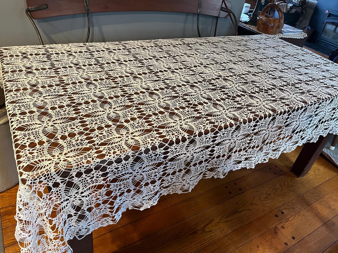 Vintage Handmade Crochet Tablecloth - Etsy
