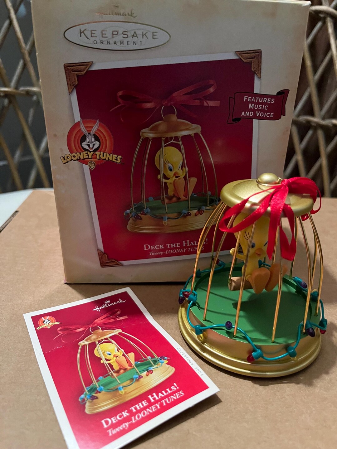 2004 Hallmark deck the Halls Tweety Looney Tunes Ornament - Etsy