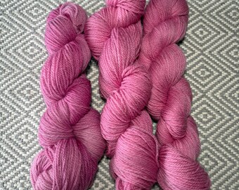 FUCHSIA SWIRL Double Knitting Yarn. Hand Dyed in Northern Ireland. 100% ...
