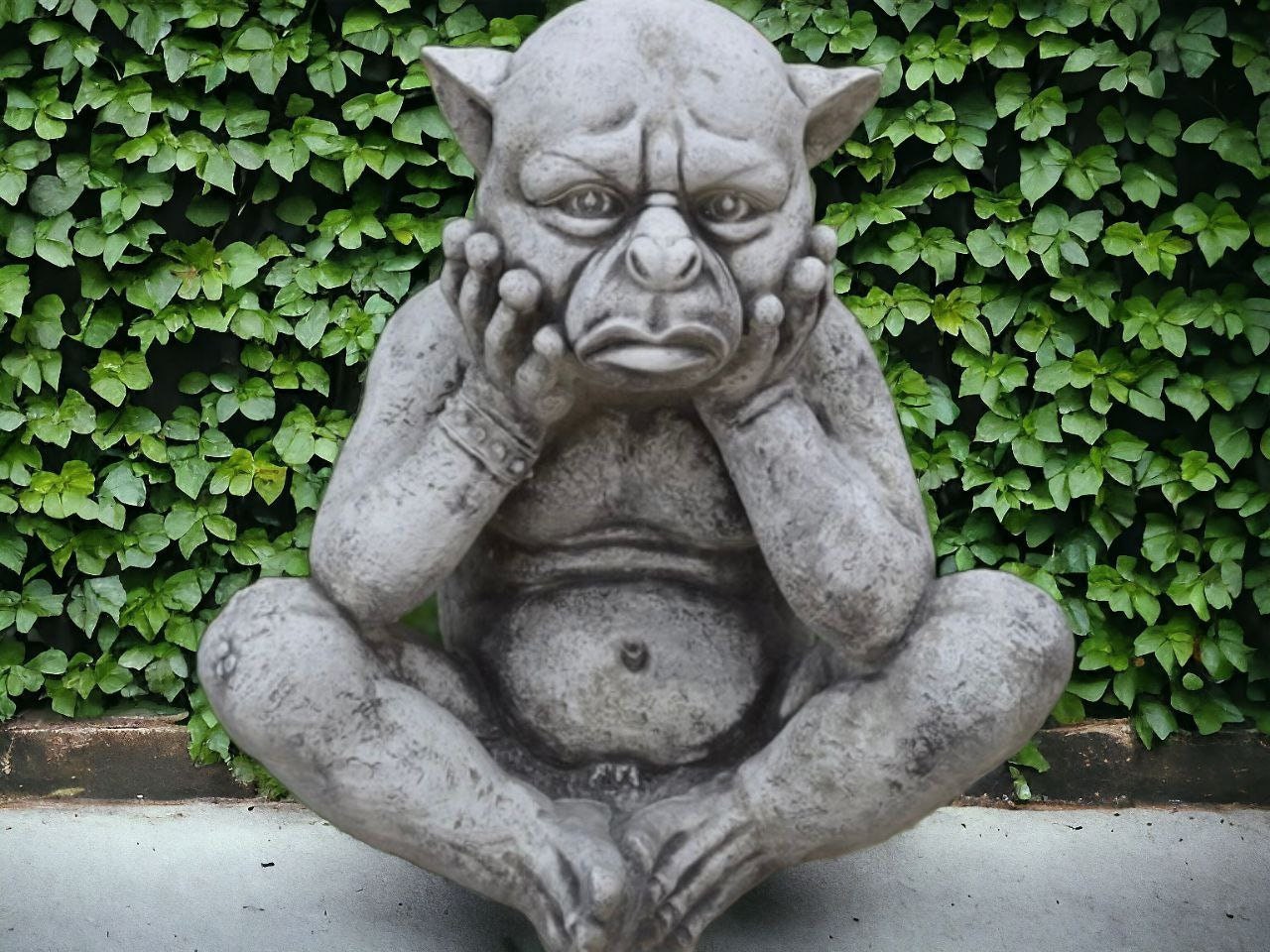 Guardian Gargoyle Statue Plastic Monster Sculpture Fantasy Decor Resin ...