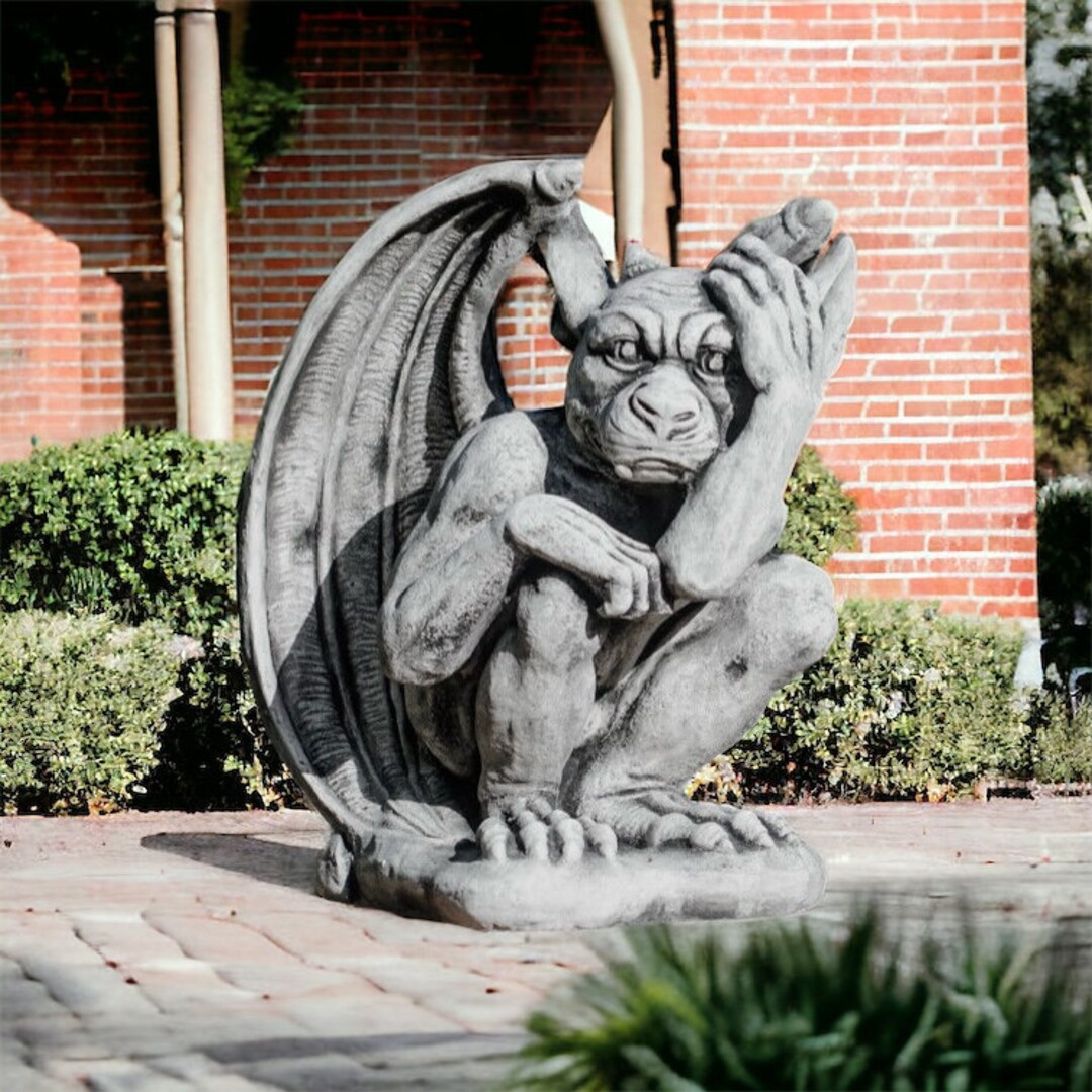 Outdoor Gargoyle Figure Plastic Garden Decor Thinking Gargoyle Yard Art ...