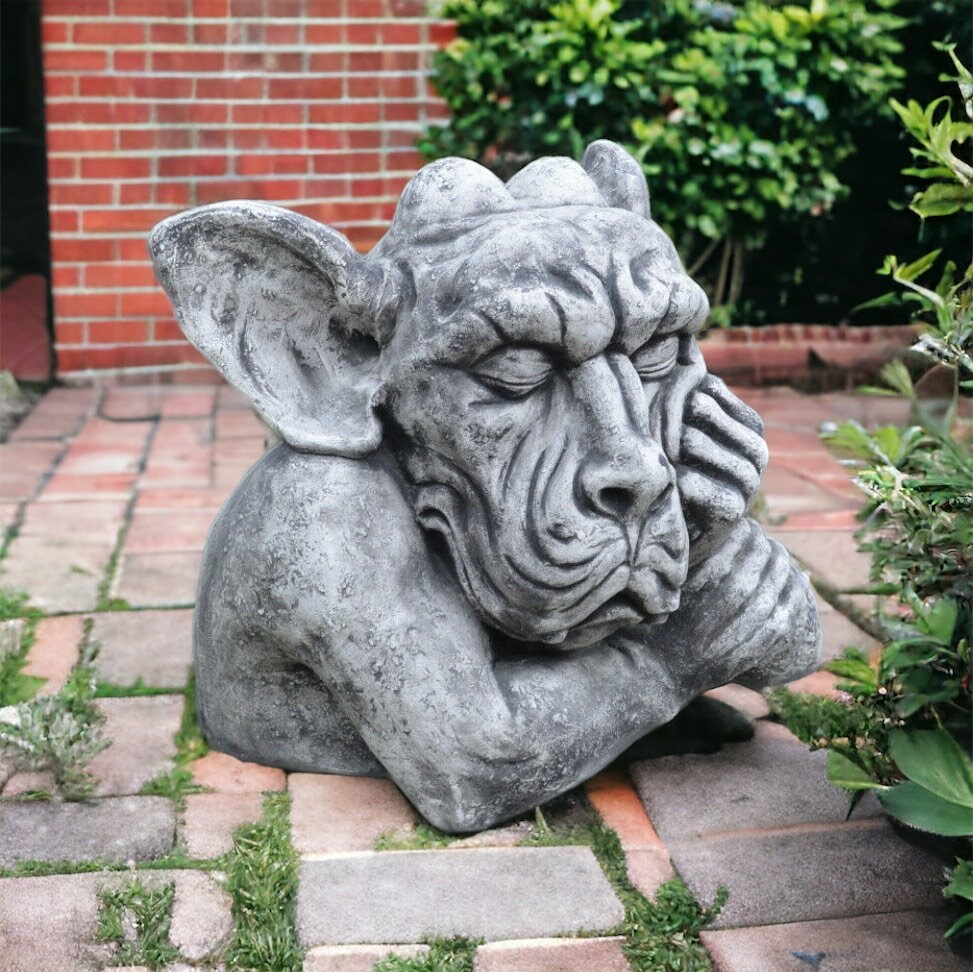 Plastic Gargoyle Figure Sleeping Gargoyle Bust Yard Decoration Guardian ...