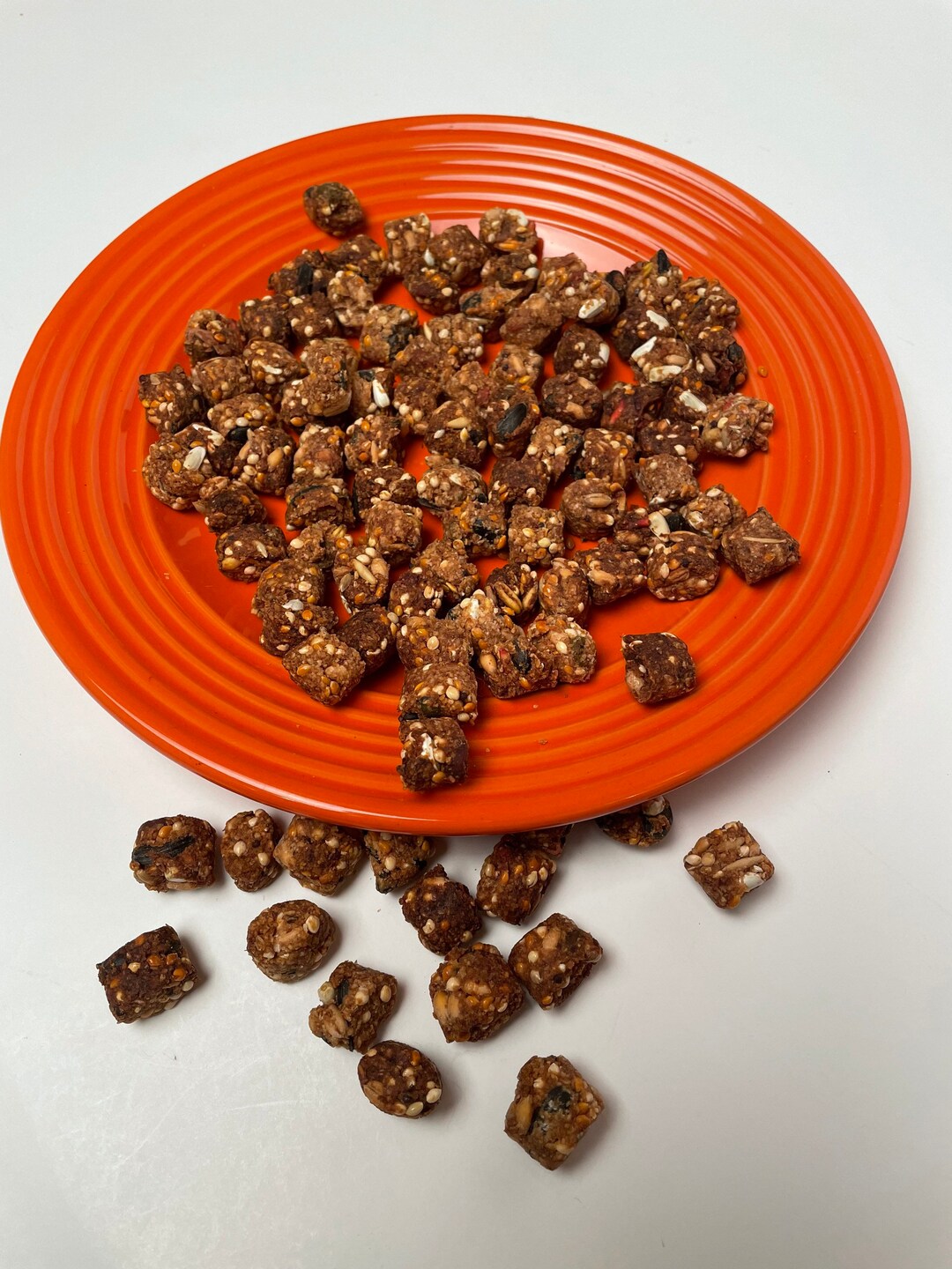 Peties Pastries Birdie Beans Bite Size Treats for Parrots and Parakeets ...