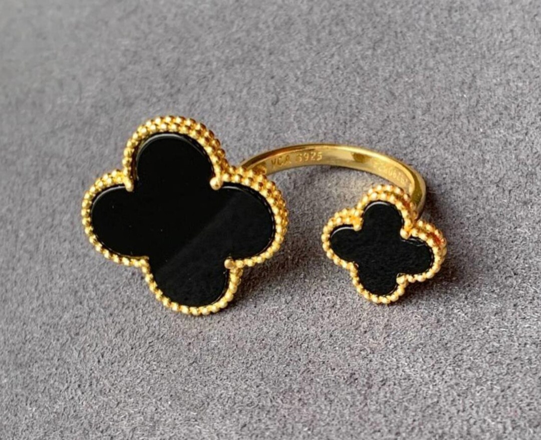 2 Clover Ring, Black Clover Ring - Etsy