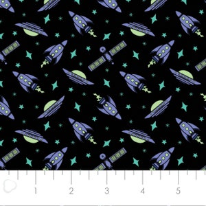 Alien Cotton Fabric by the Yard - I Want to Believe Space Exploration ...