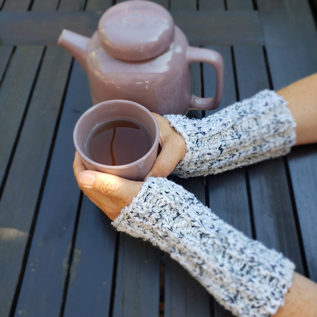 White Wrist Warmers / Wrist Warmers With Silver Glitter Hand-knitted - Etsy