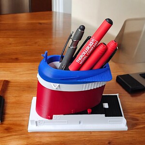 SS UNITED STATES Funnel Pen Holder by Theroller3d, Desk or Table ...