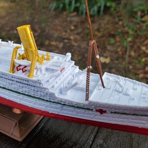 HMHS Britannic 3D Model Ship, 1:900 Scale, Collector's Series - Etsy