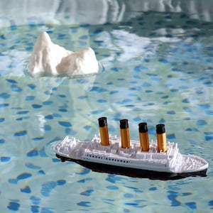 Floating Titanic Bathtub Boat W/iceberg by Theroller3d - Titanic Toy ...
