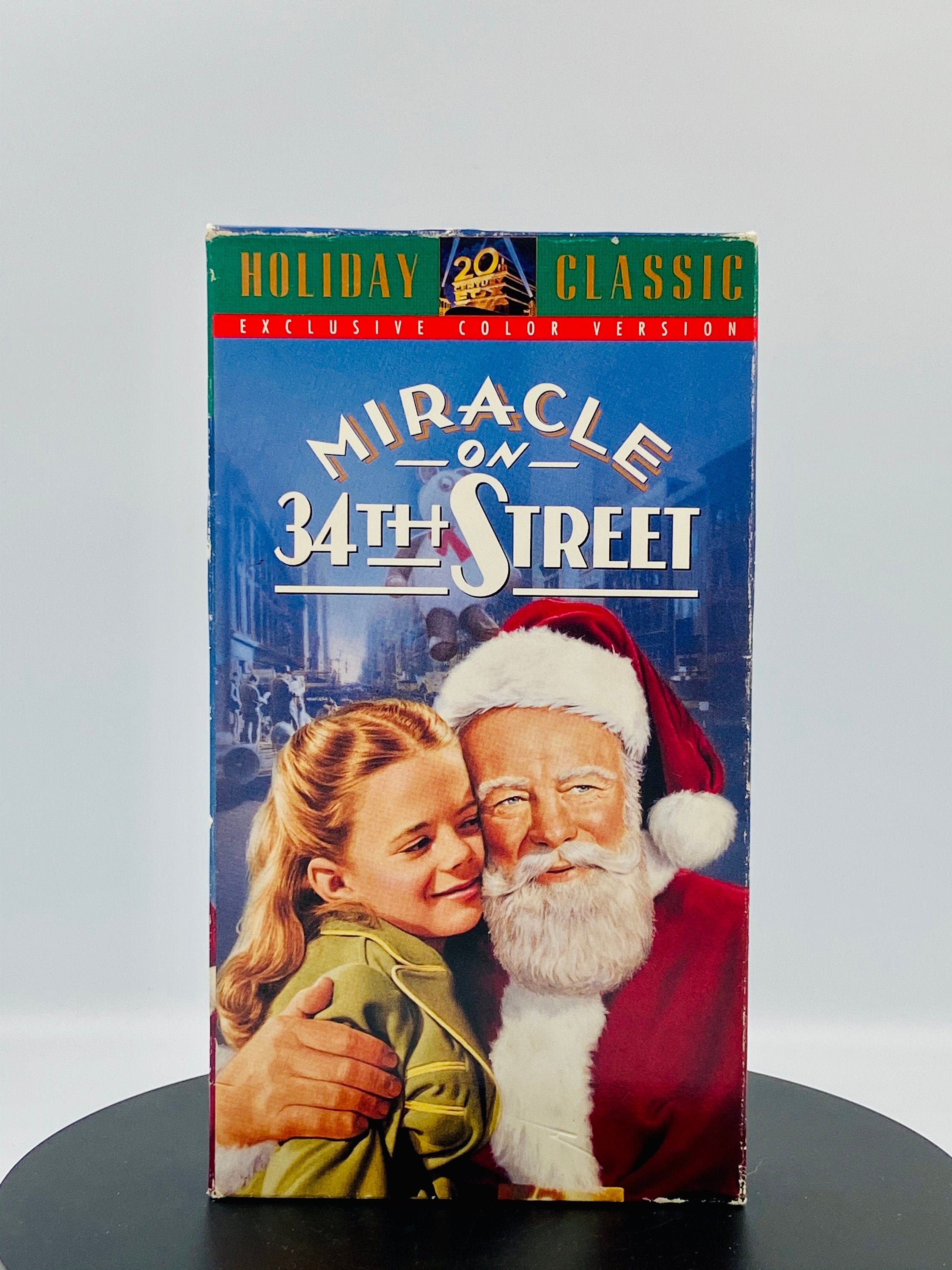 Miracle On 34th Street 1947 Color