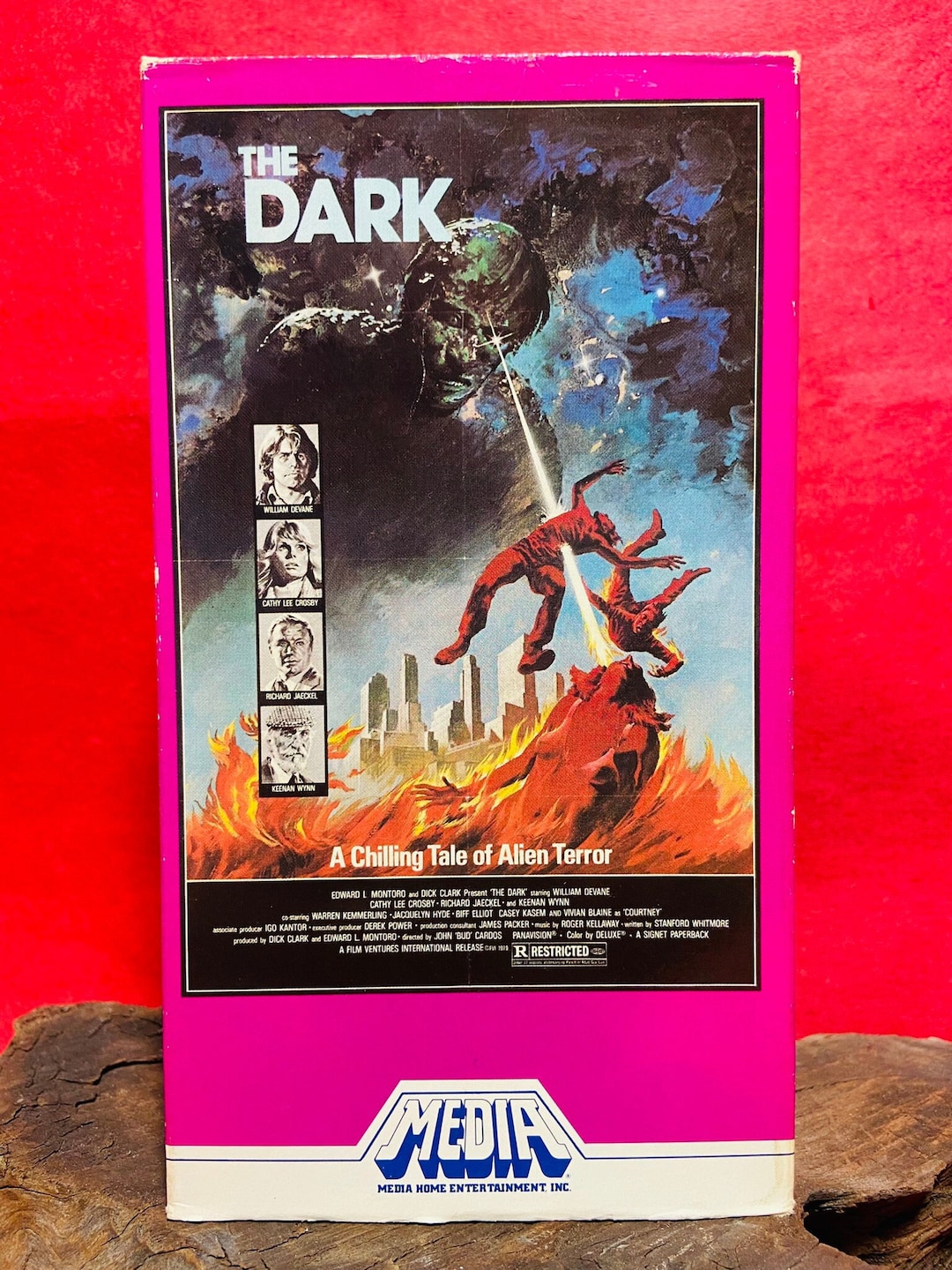 The Dark (vintage Horror Vhs Tape) - Etsy