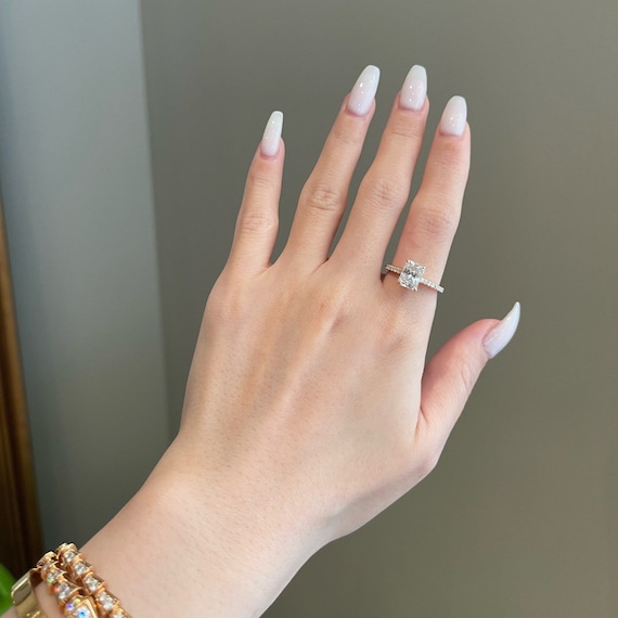 Radiant cut moissanite ring store