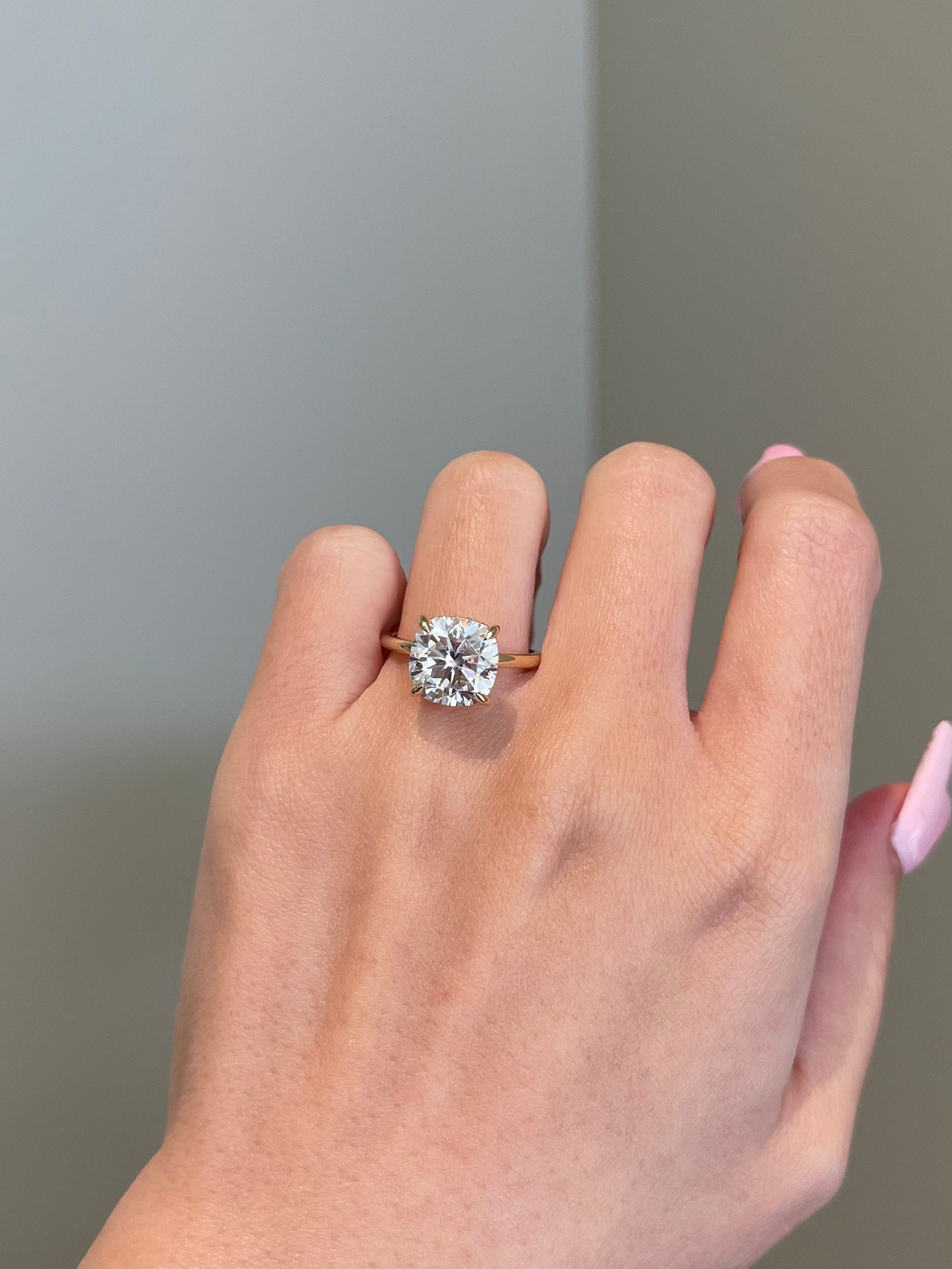 4 Carat Brilliant Square Cushi Moissanite 4-prong Hidden Halo Solitaire ...